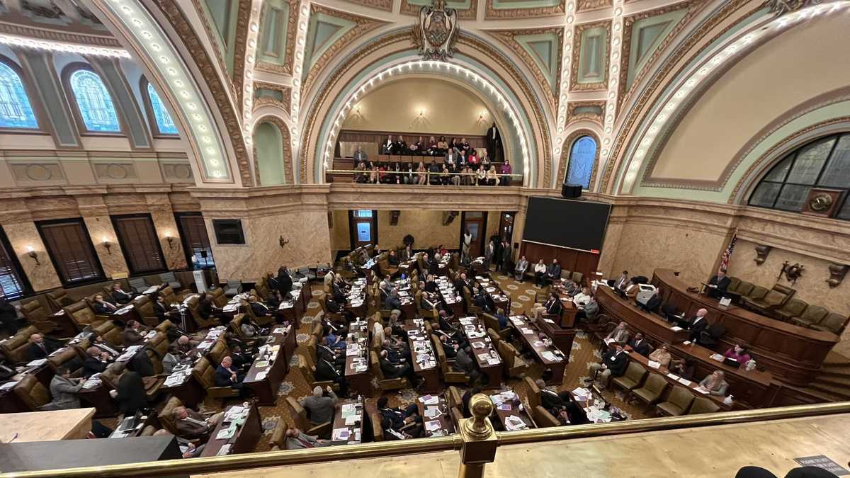 Mississippi lawmakers approve incentives for $2B EV battery plant