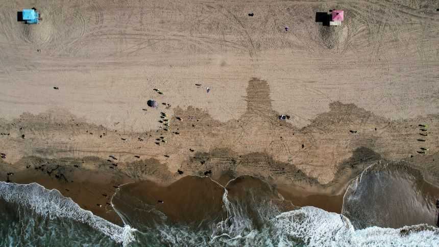 Officials investigate California oil sheen near earlier leak
