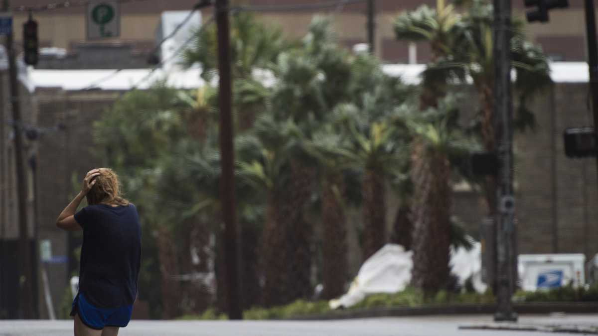 Photos: Hurricane Florence leaves damage, destruction as it moves ...