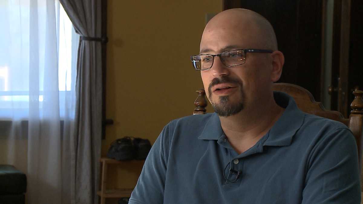 Friend of man accused of threatening Sen. Ernst says he's mentally ill