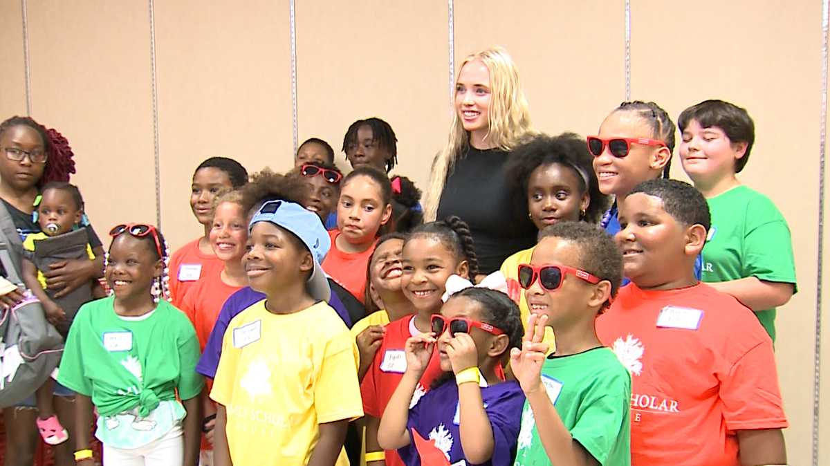 Louisville guard Hailey Van Lith hosts back-to-school shopping spree