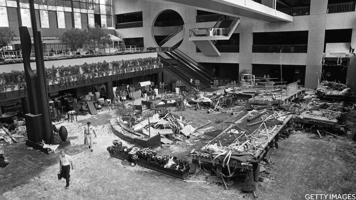KMBC 9 Chronicle: The Skywalk Tapes – Images from the night the ...
