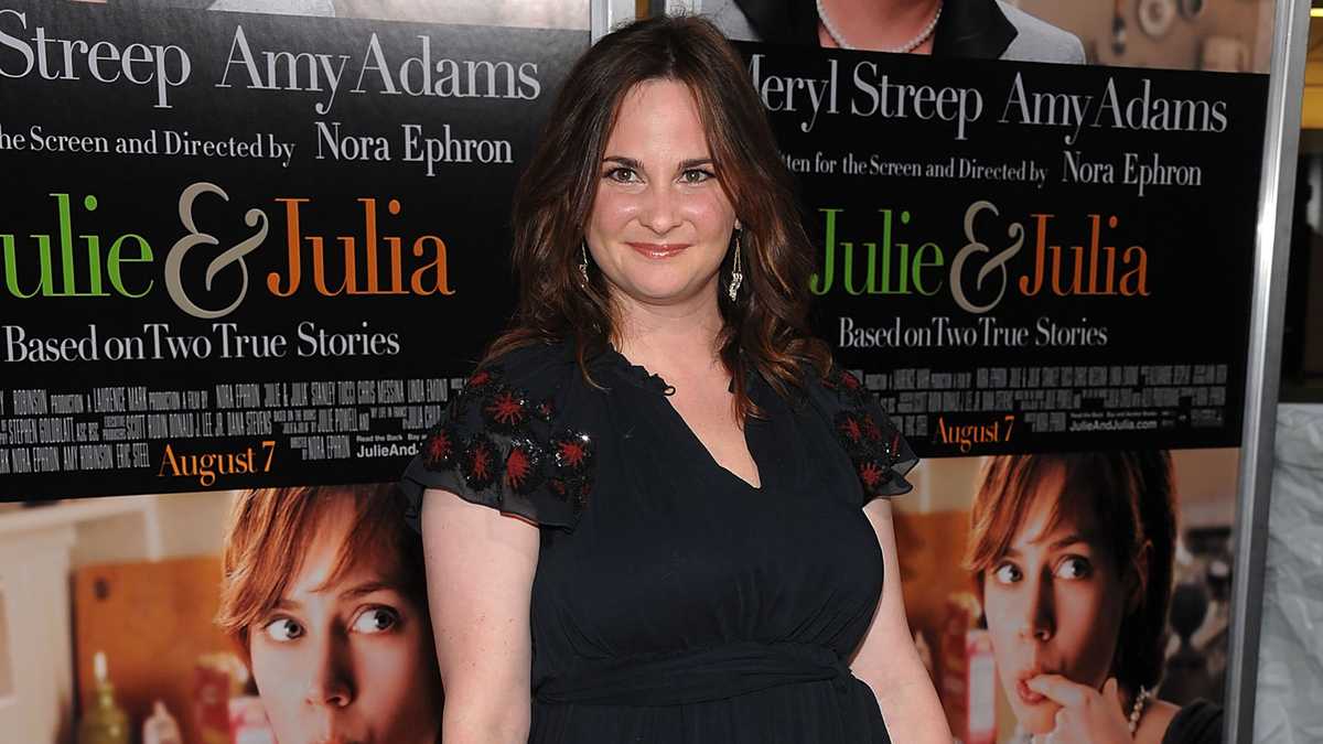 Julie Powell, food writer behind 'Julie & Julia,' dead at 49