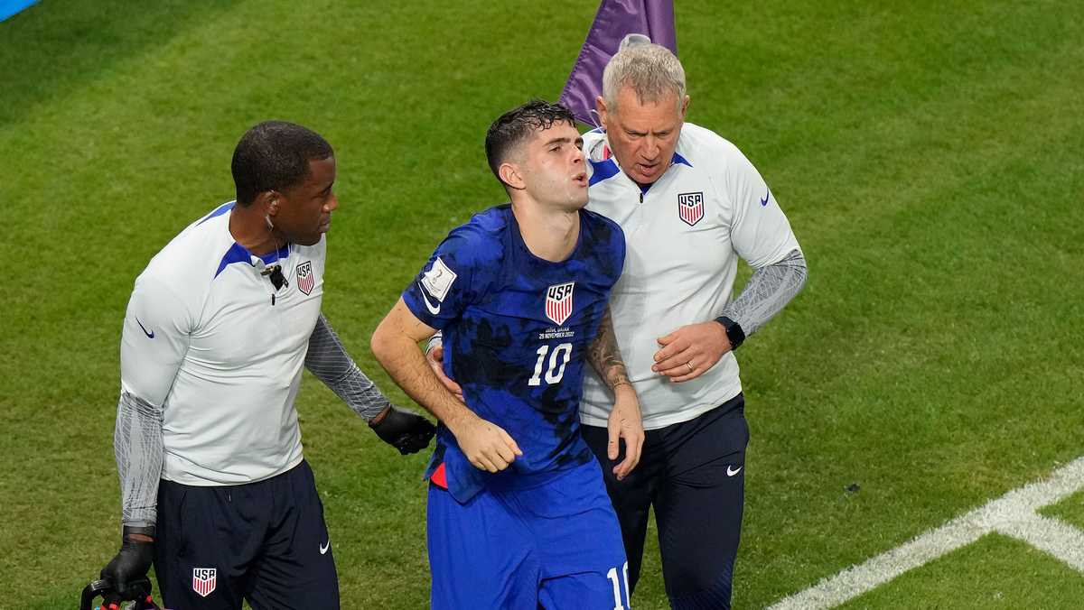 Christian Pulisic cleared to play in World Cup for US on Saturday