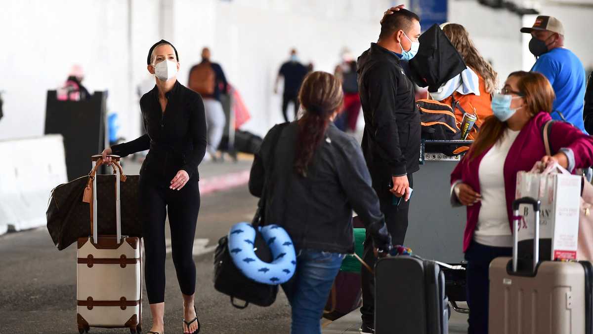 Where to go for the holidays: Experts weigh in on destinations and risks