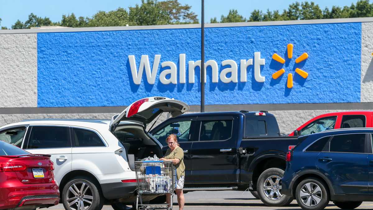 Walmart results relieve some recession fears