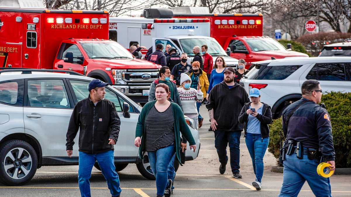 Suspect in deadly Washington state grocery store shooting arrested ...
