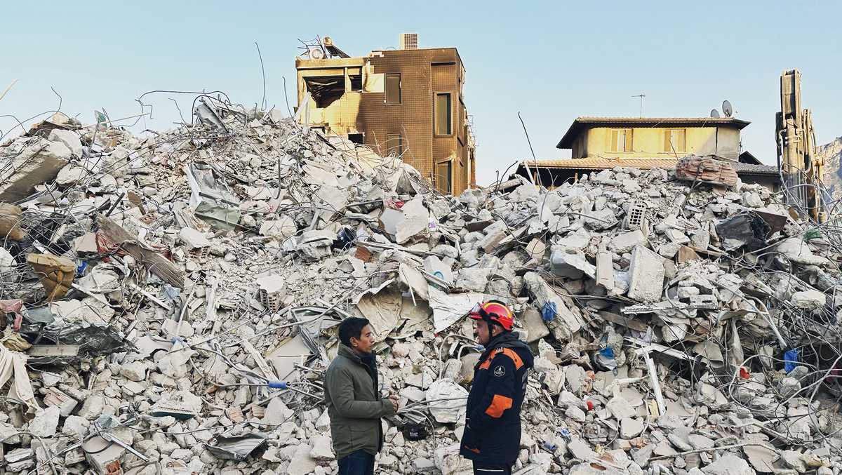 How 'extraordinary' survivors are still being pulled from rubble 10 ...