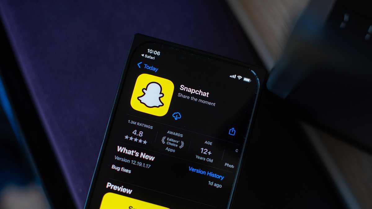 Snapchat's new AI chatbot is already raising alarms among teens and parents