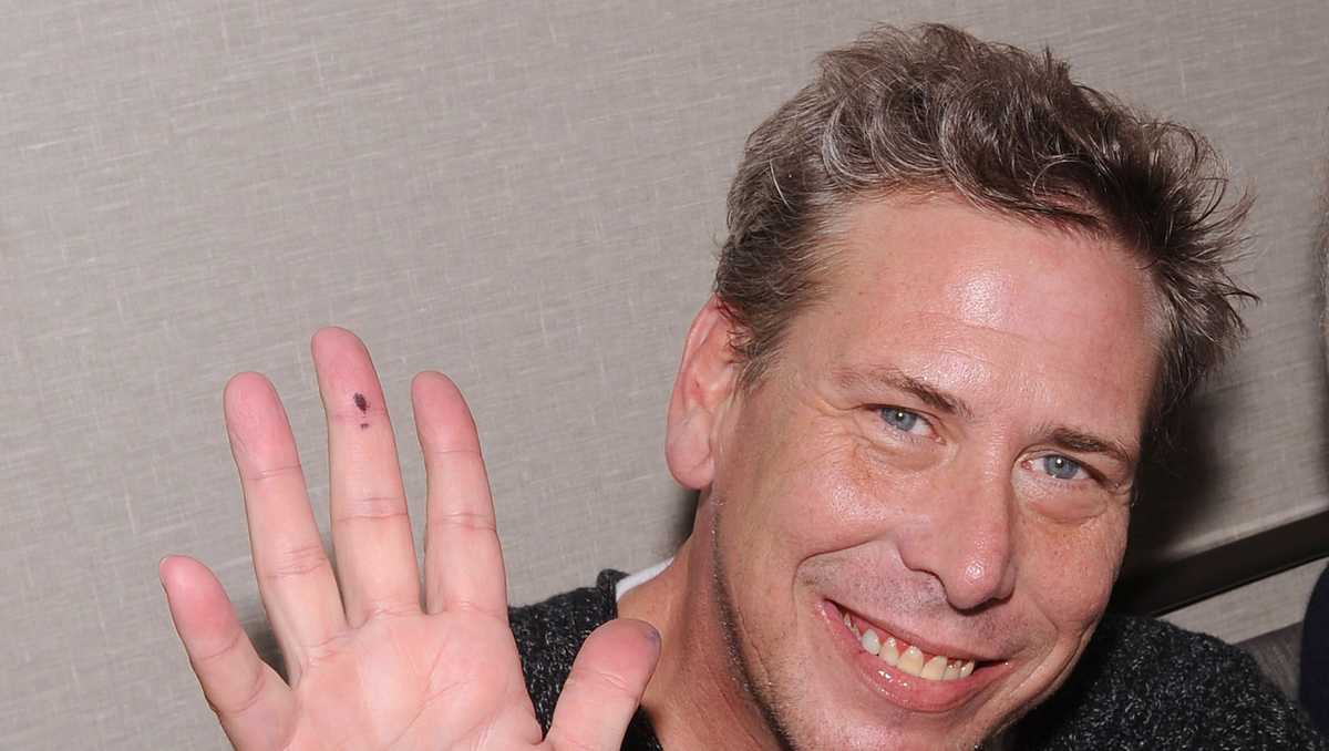 Philip McKeon, 'Tommy' on '80s sitcom 'Alice,' dies at 55