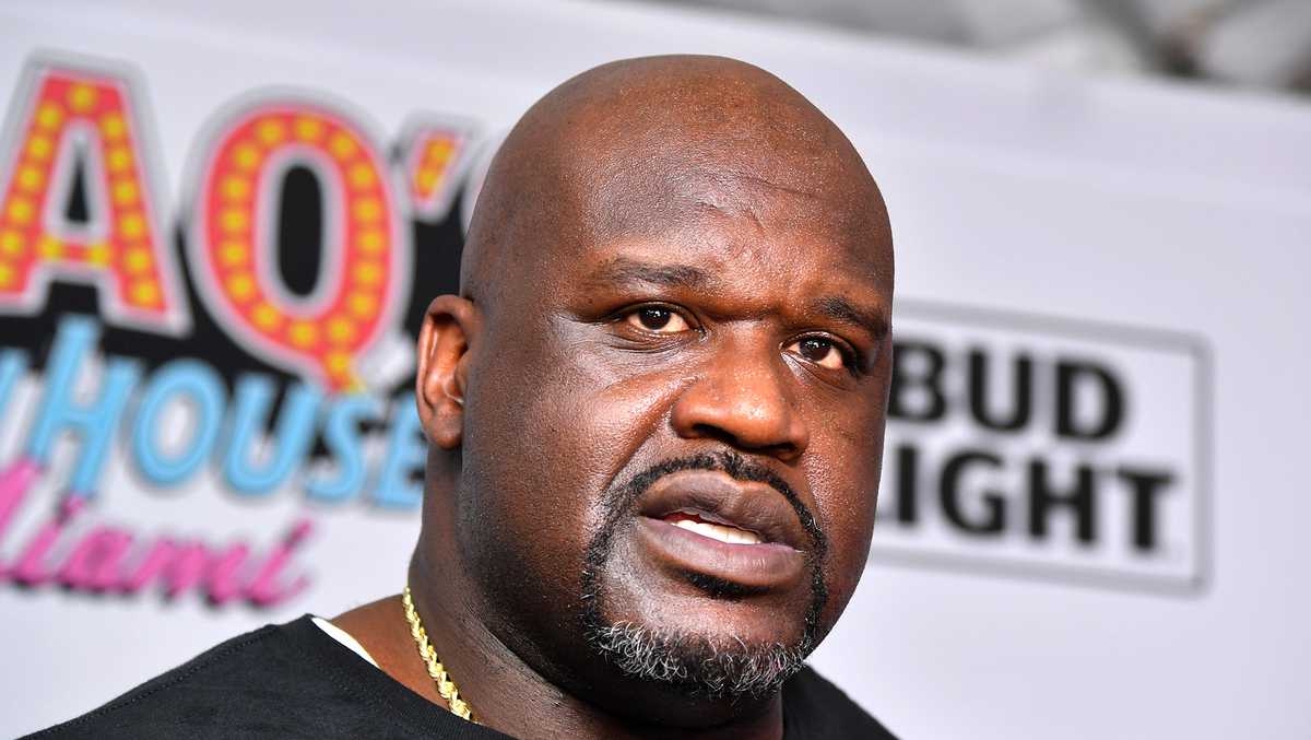 Shaq makes good on promise, eats frog's legs after TCU loss