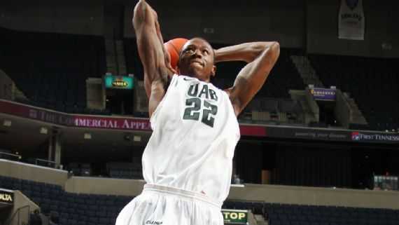Former UAB basketball player Cameron Moore dies at practice in Macedonia