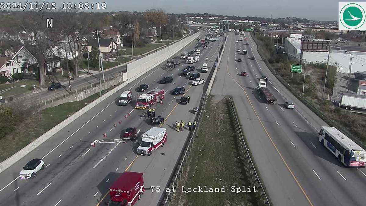 Lanes reopen on I-75 southbound in Lockland after earlier crash