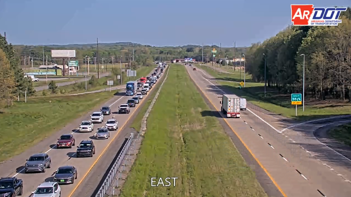 Post-eclipse traffic picks up in Arkansas