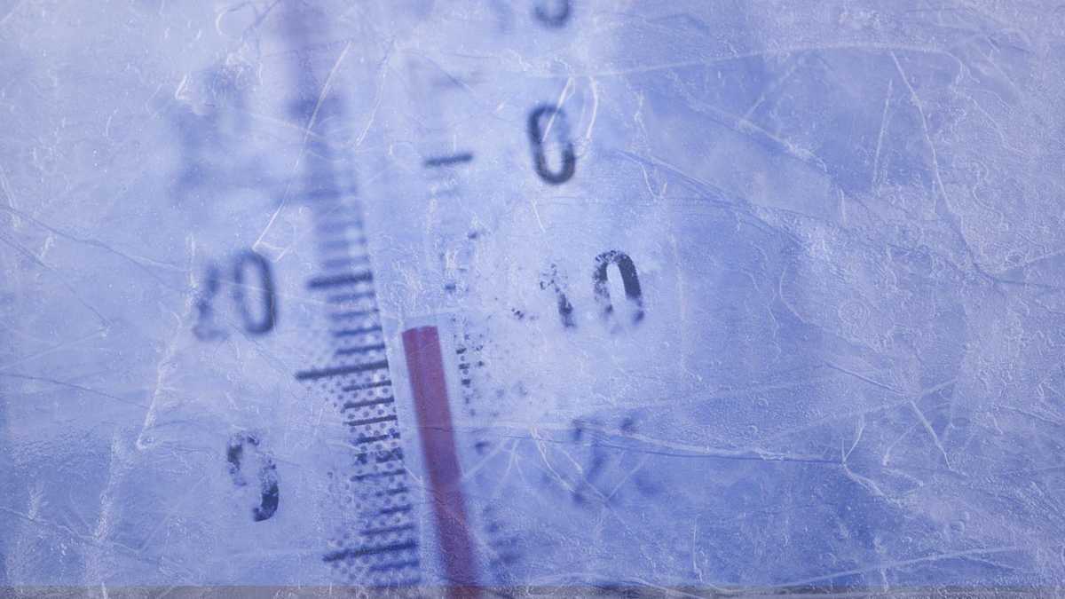 Frostbite: Signs, symptoms and how to treat it and provide first aid