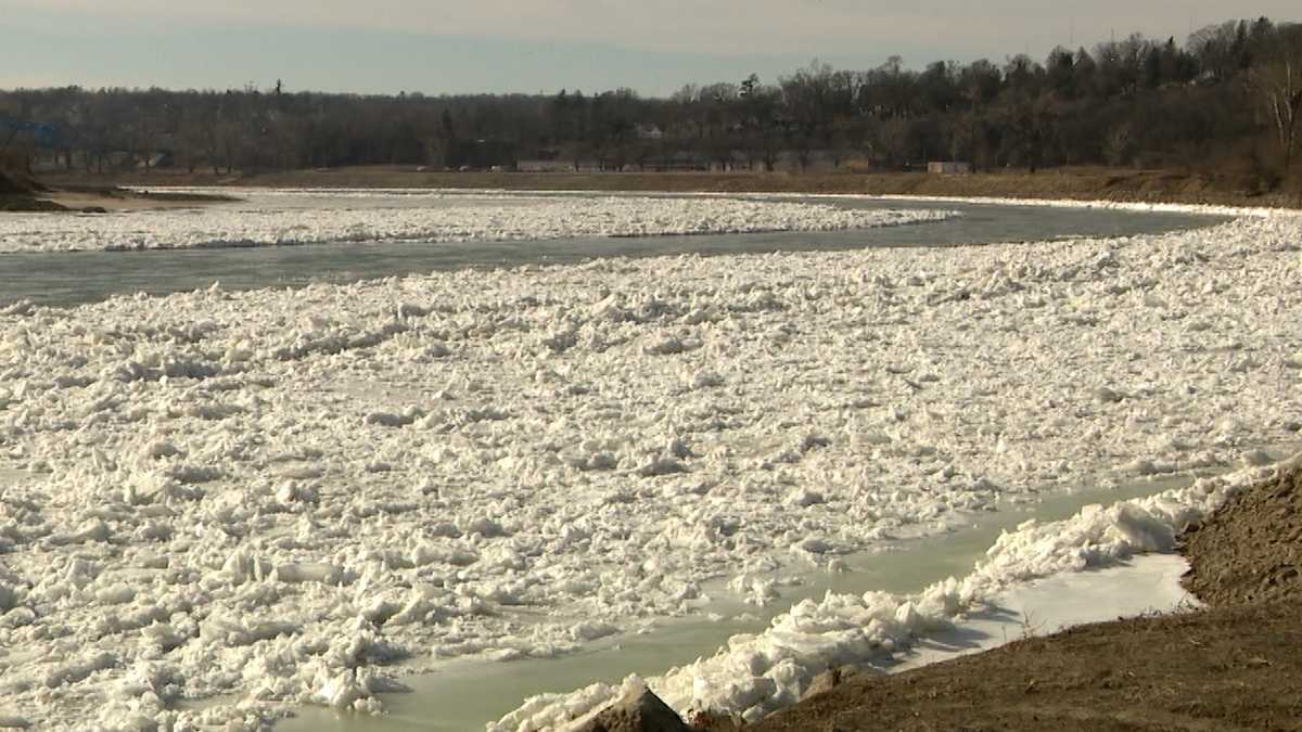 Missouri River ice jam tests OPPD strength, flexibility
