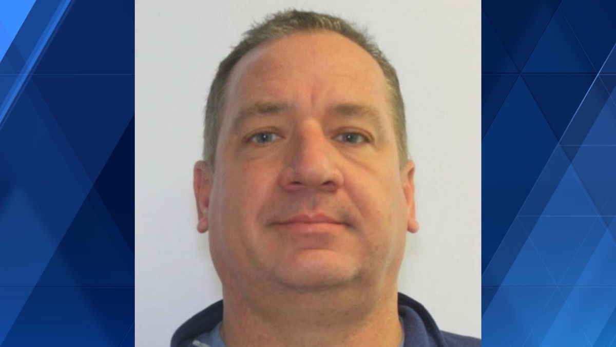 Feds: Former ICE deportation officer charged, accused of sexually ...