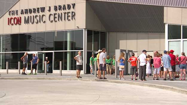 Cincinnati's new Icon Music Center gives public first look at venue