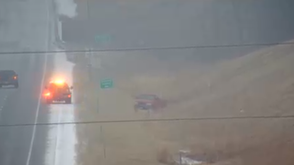 Icy road conditions in central Iowa lead to accidents, traffic