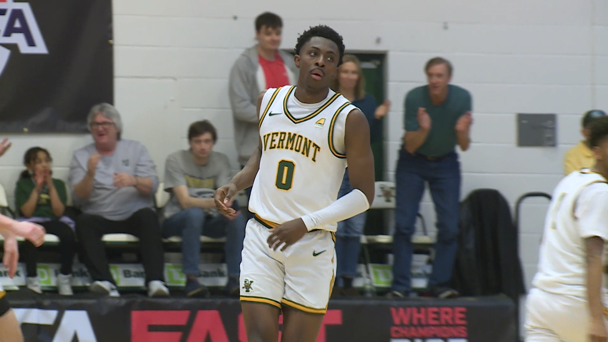 Ileri Ayo-Faleye brings defense to new heights entering NCAA Tournament