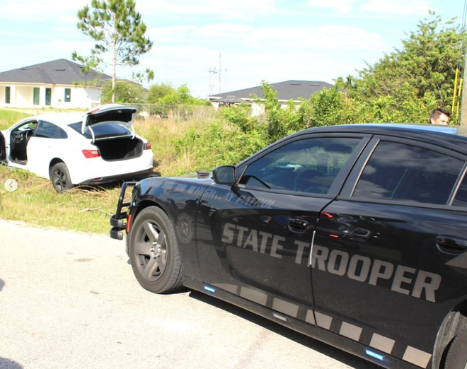 Suspect flees traffic stop, leads troopers on high-speed chase in ...