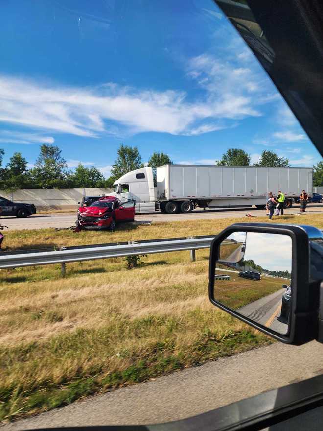 Semi truck causes major slowdown on State Route 129