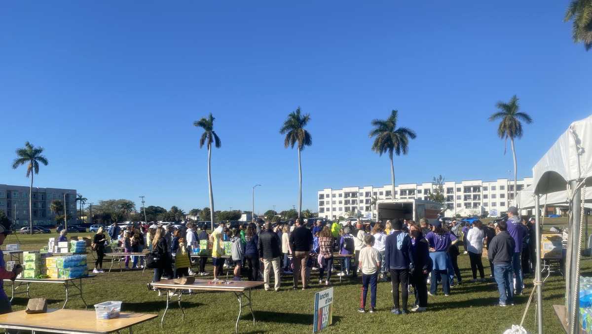 Hundreds of Florida volunteers serve through partnership
