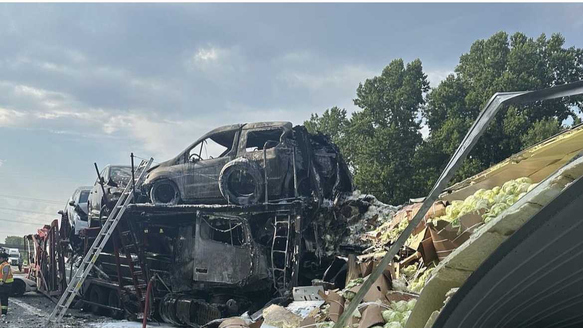 North Carolina: Highway patrol investigating crash on US-52