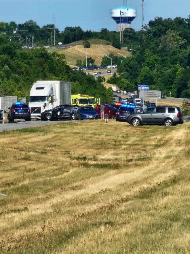 Semi truck causes major slowdown on State Route 129