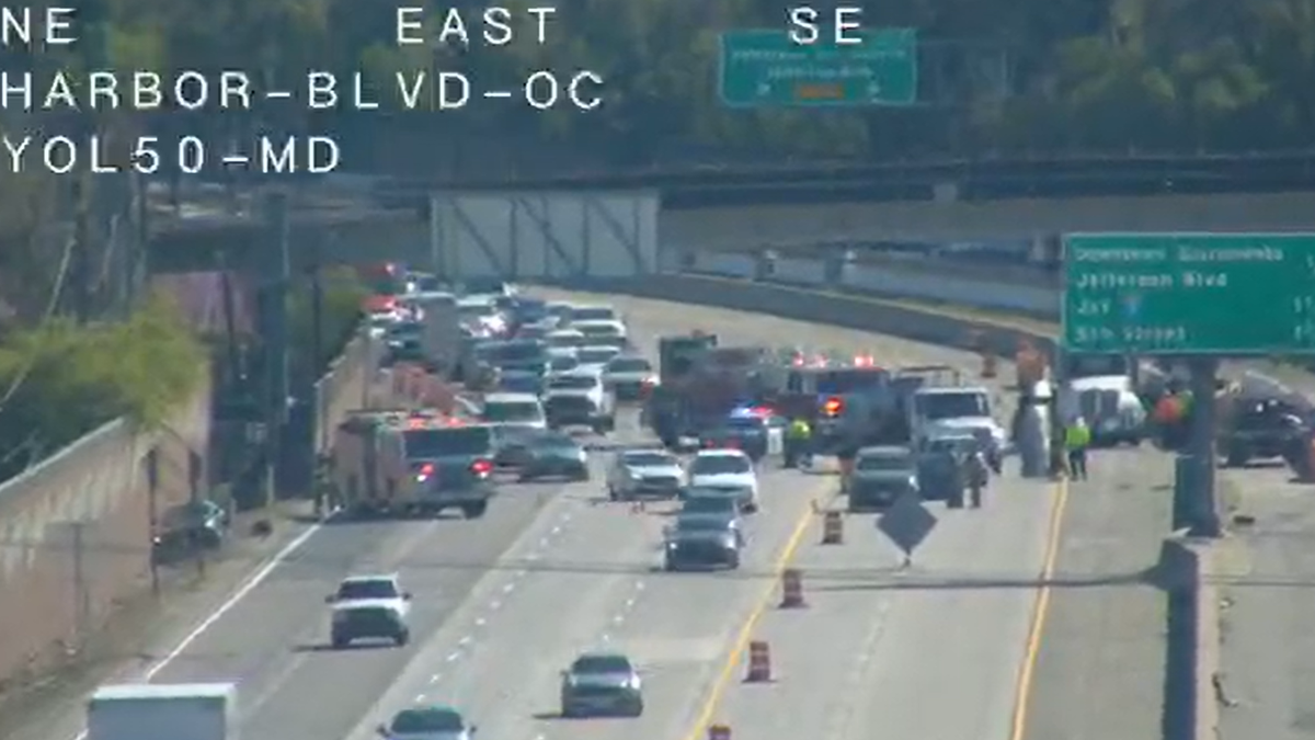 Highway 50 crash causes traffic backup in West Sacramento Highway 50 crash causes traffic backup in West Sacramento