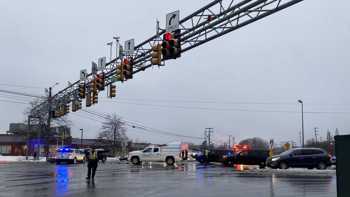 Crash creates miles-long backup in Westbrook during commute