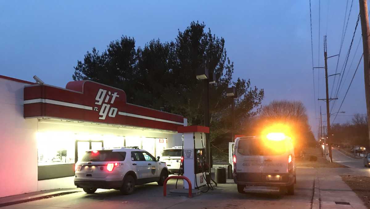 No arrests in gas station robbery