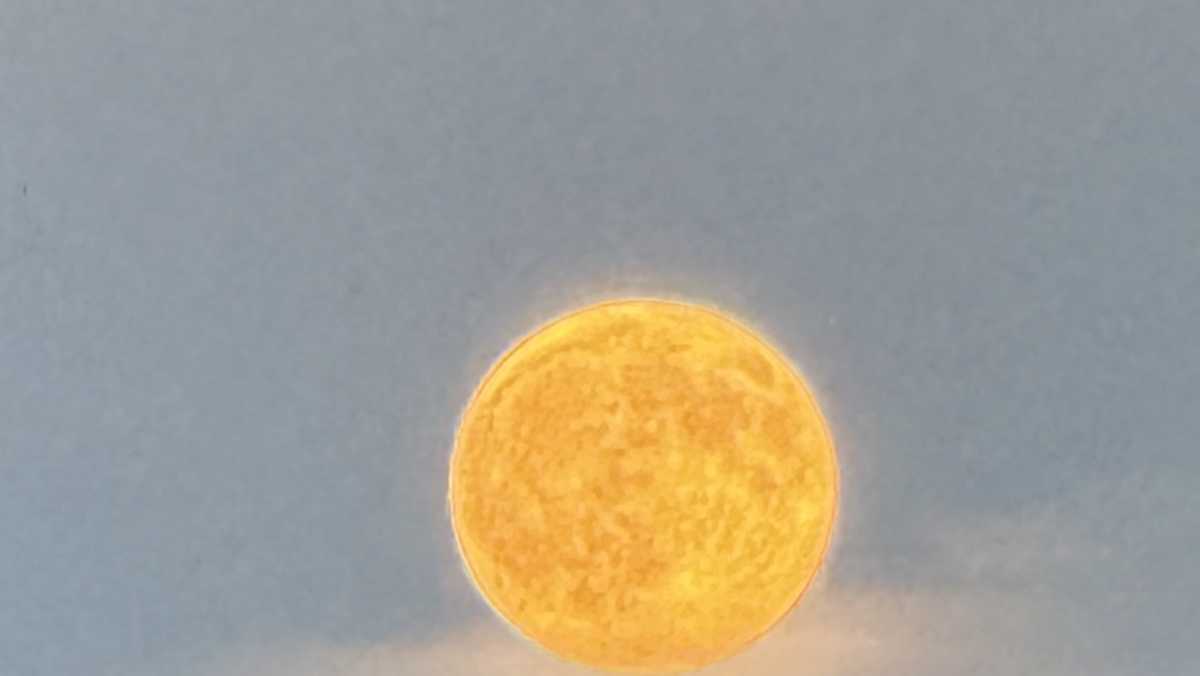 Harvest Moon illuminates night sky in Pa.
