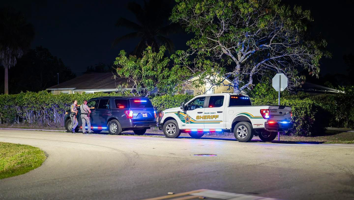 Collier County deputies search for Naples Manor stabbing suspect