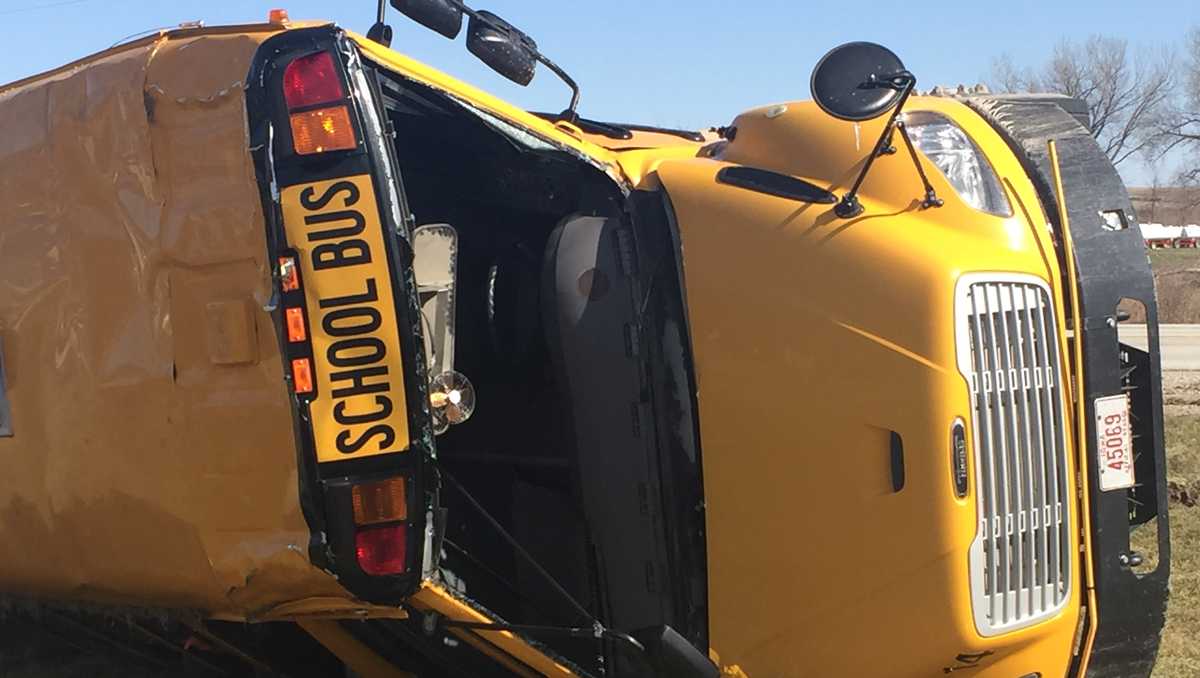 7 injuries reported in southern Iowa school bus rollover