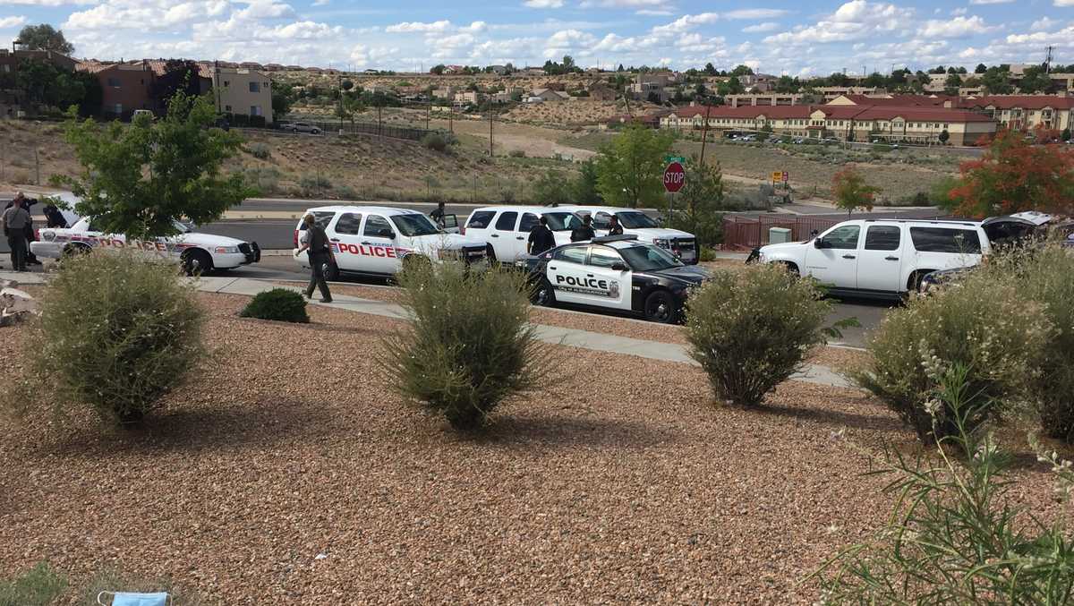 Albuquerque Police activates SWAT in Northwest Albuquerque