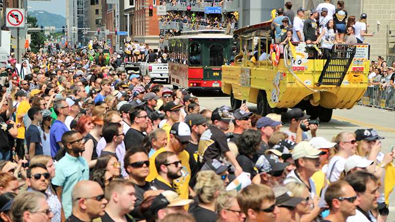 Photos: Penguins victory parade brings large crowd to Pittsburgh