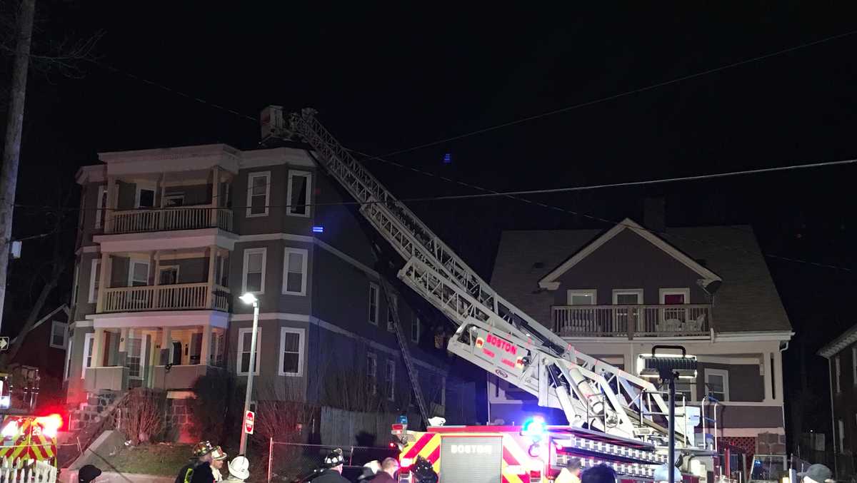 Ladder comes apart as firefighters battle blaze in Boston