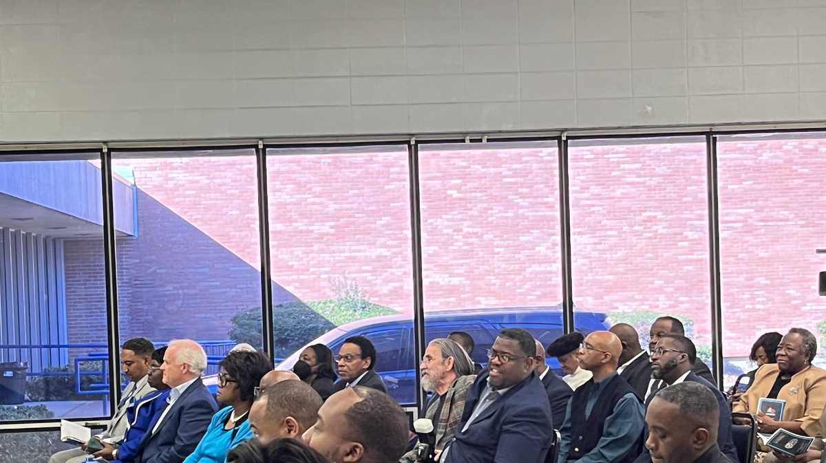 JPD honors Clergy Police graduates