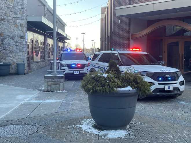 Reported gunfire prompted large police presence at Monroeville Mall ...
