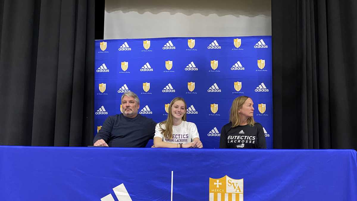 Burke signs with the University of Health Sciences & Pharmacy