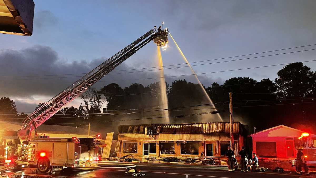 Crews spend hours responding to fire at metal Alabama building