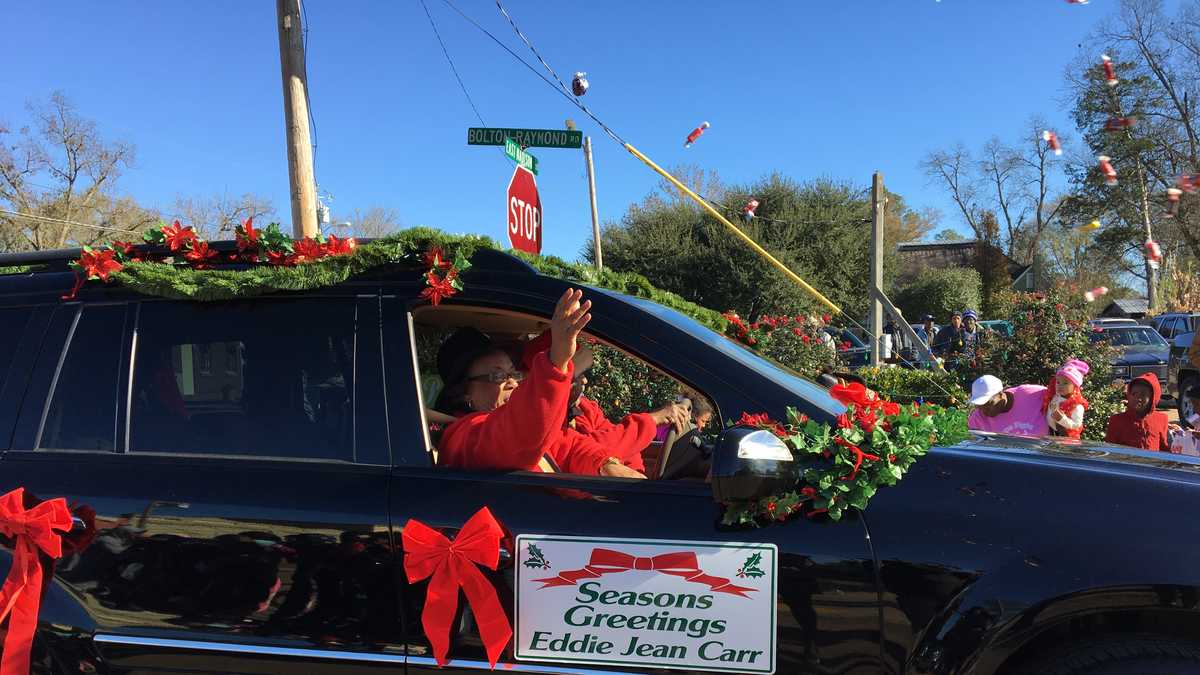 Santa Rolls through Bolton