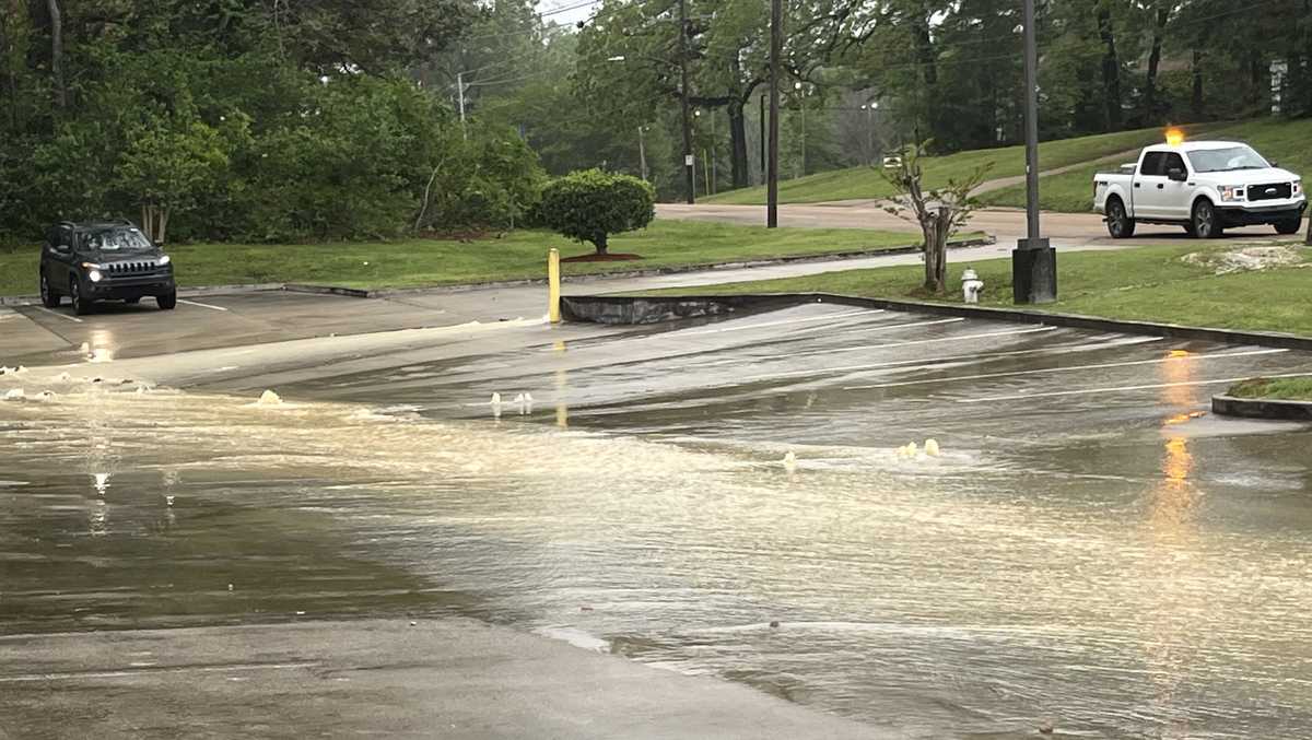 JXN Water works to fix break in south Jackson
