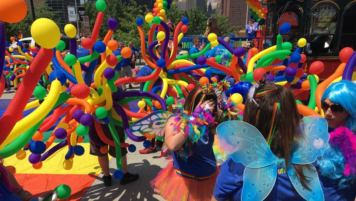 Thousands line streets for rally and march at Pittsburgh Pride