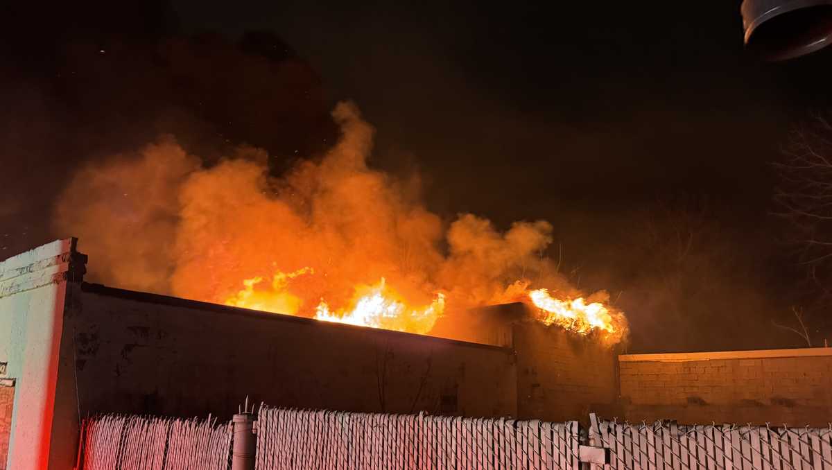 Louisville Fire investigating early morning warehouse fire in the ...
