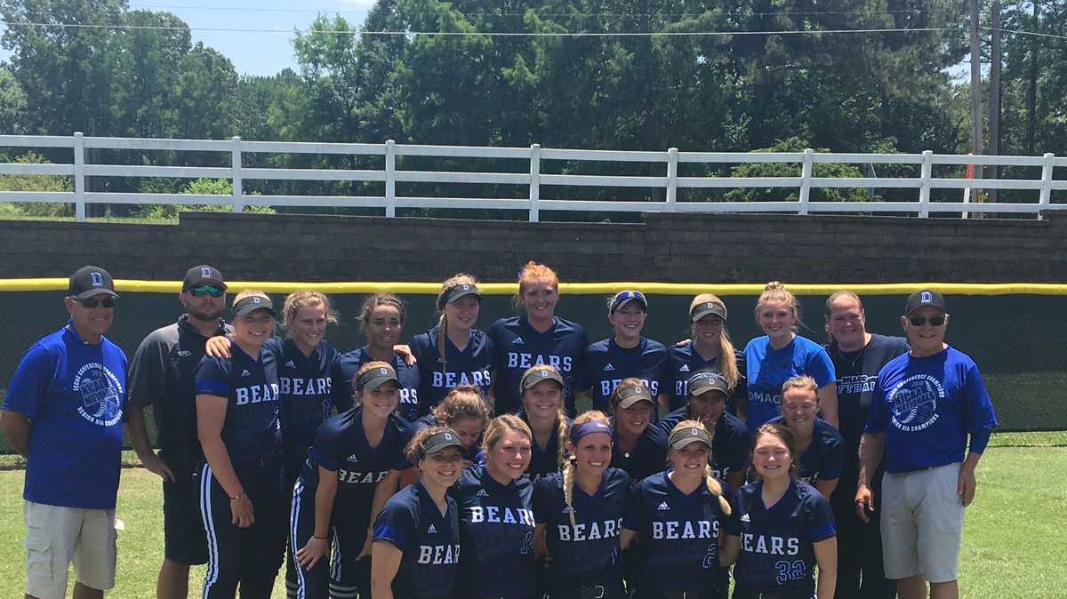 DMACC & Drake bounced from softball tournaments