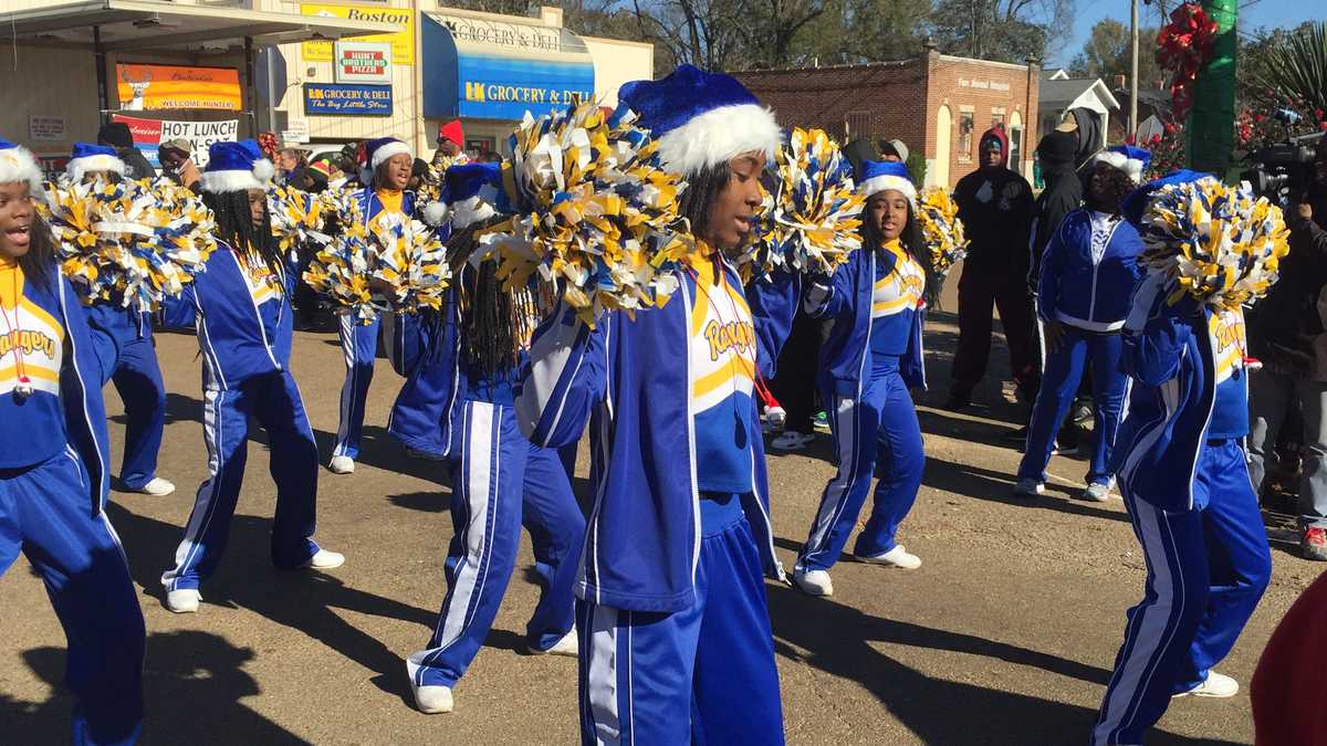 Santa Rolls through Bolton