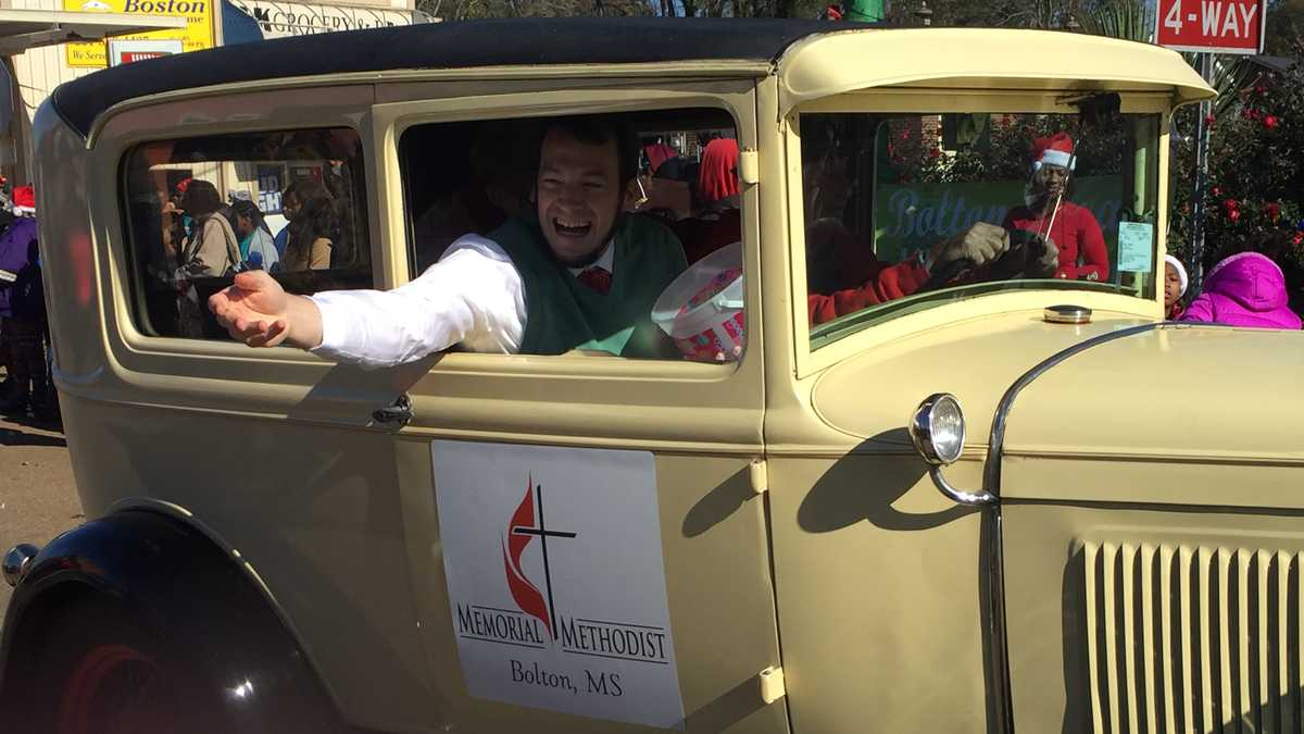 Santa Rolls through Bolton