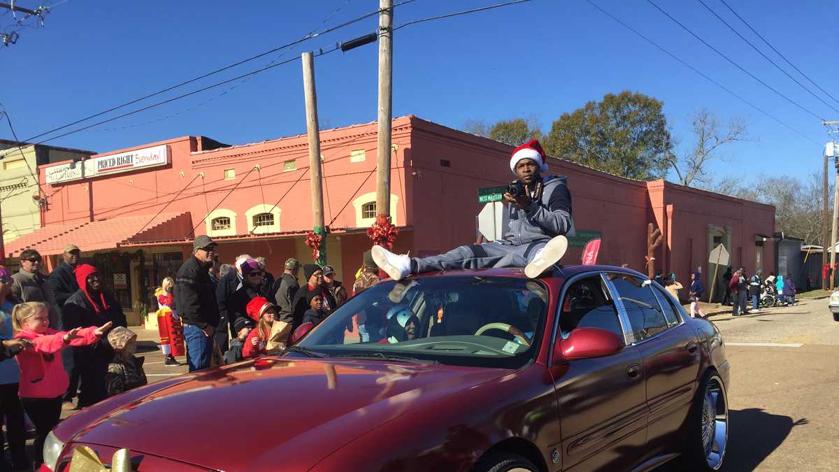 Santa Rolls through Bolton